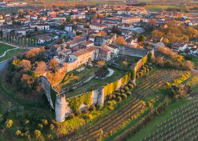 Il Borgo Medievale | Pozzolengo Turismo